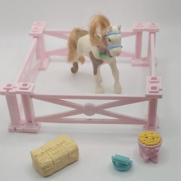 KENNER | Toys | Vintage 993 Kenner Littlest Pet Shop Lps Zoo Playful ...